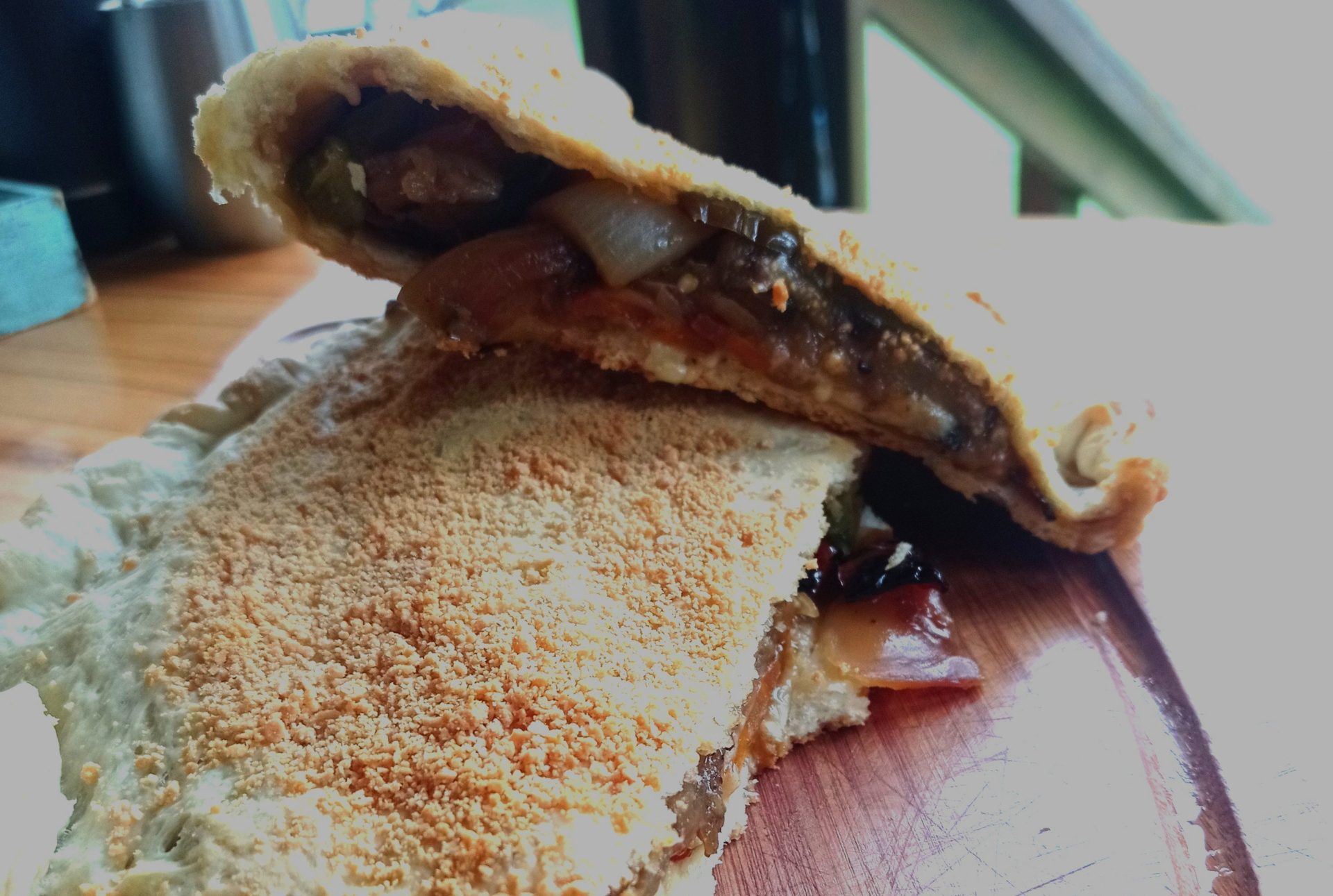 Calzone relleno con vegetales asados